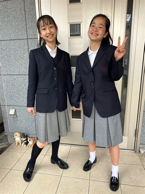 利芽の中学生制服姿、過去の名シーンを再現♪。 京秀美キョンスミ ～ Diary By Kyongsu