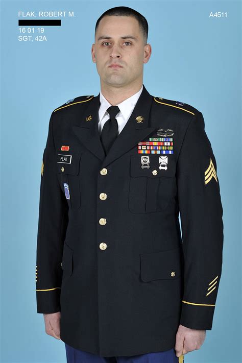 With Support Of Army Grunts Nco Moves Forward With Combined Cib And