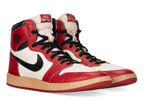 Air Jordan 1 Chicago 1985 Game Worn