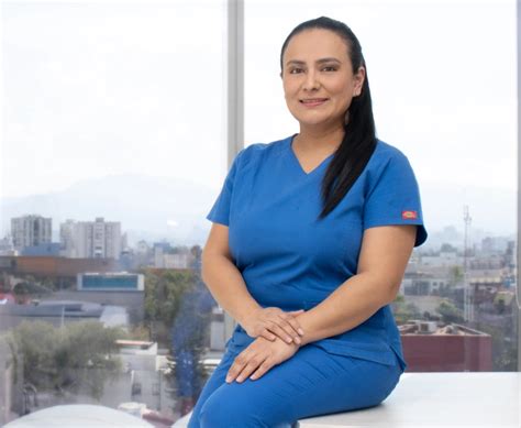 Dra Adriana Acuña Euán Ginecóloga Oncóloga En Cdmx Y Mérida