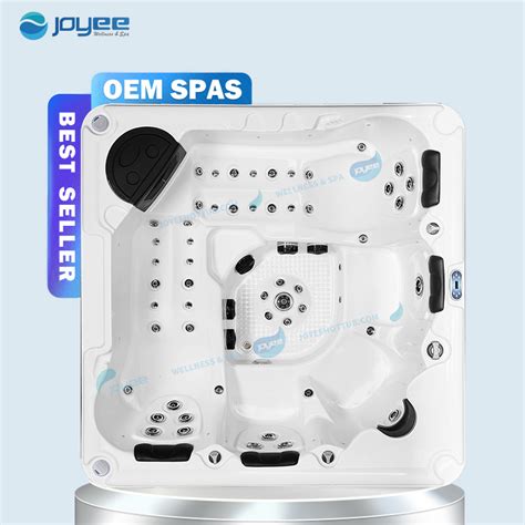 Joyee Factory Sell 5 Years Deluxe Backyard Whirlpool Hot Tub Winter