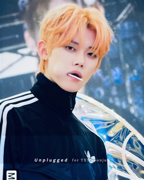 더쿠 투바투 연준 팬싸 아디다스 사진 보니까 난리날만ㅋㅋ