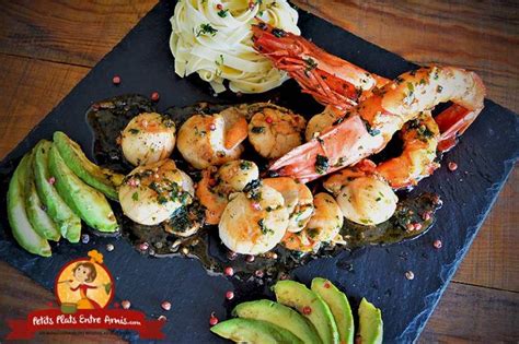 Gambas et noix de Saint Jacques flambées et grillées au miel Petits