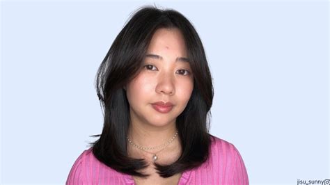 12 Trendy Shoulder Length Haircuts Everyone Will Be Wearing Soon