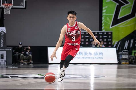 照片圖輯 G31｜ 高雄17直播鋼鐵人 Vs 福爾摩沙台新夢想家 P League