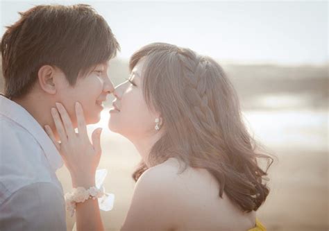 特別なリップでキスを誘っちゃおう！彼を夢中にさせる唇になるには？｜