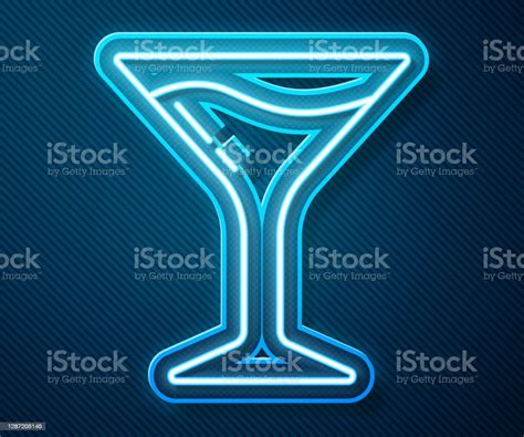빛나는 네온 라인 마티니 유리 아이콘은 파란색 배경에 격리 칵테일 아이콘 와인 유리 아이콘 벡터 등고선에 대한 스톡 벡터 아트 및 기타 이미지 Istock