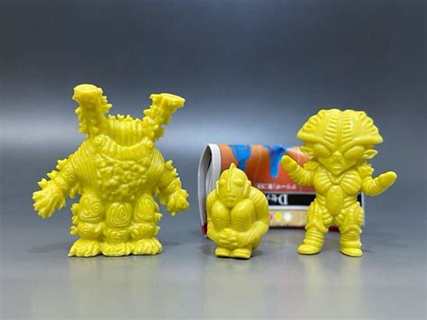 Yahooオークション ウルトラ怪獣ケシゴムneo3 Bセット 黄色 80ダイ