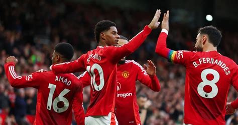 Arsenal MU Cân tài cân sức Báo Pháp Luật TP Hồ Chí Minh