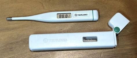 テルモ 電子体温計 C202 メルカリ