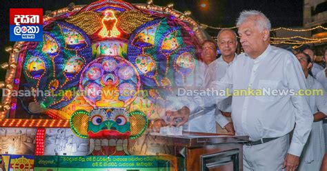 ජනපති කොළඹ වෙසක් සිරි නරඹයි Dasatha Lanka News