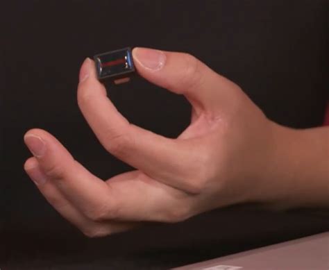 Sandisks Ultra Tiny Usb Flash Drive Is Built To Live In Your Laptop Forever Pcworld