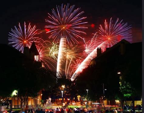 Kaboom Town In Addison Texas Spectacular Fireworks And Festivities