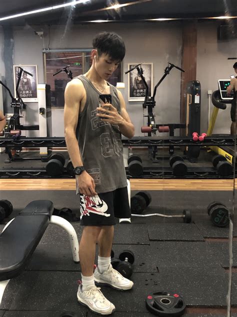 乐仔levi On Twitter 晒一张你运动的照片吧。前排打卡！ 🏃 Jvzwaq7qcf Twitter