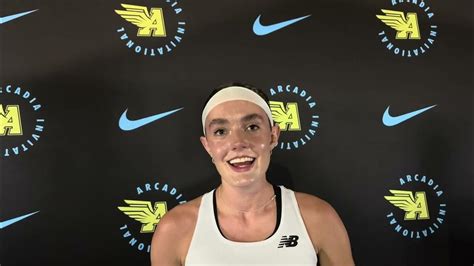 Sadie Engelhardt Runs 43431 To Win Arcadia Invitational Mile Youtube