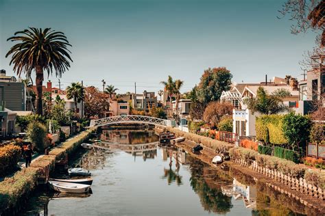 Venice Canals Photographer Masha Lou
