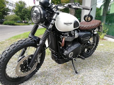 Umgebautes Motorrad Triumph Street Scrambler Von Motorrad Shop Kuhnert