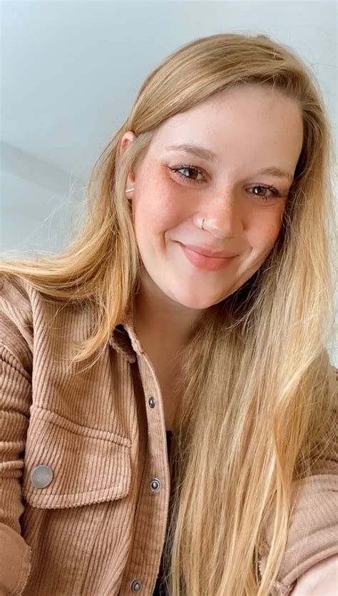 Hailey Gibbs Medium