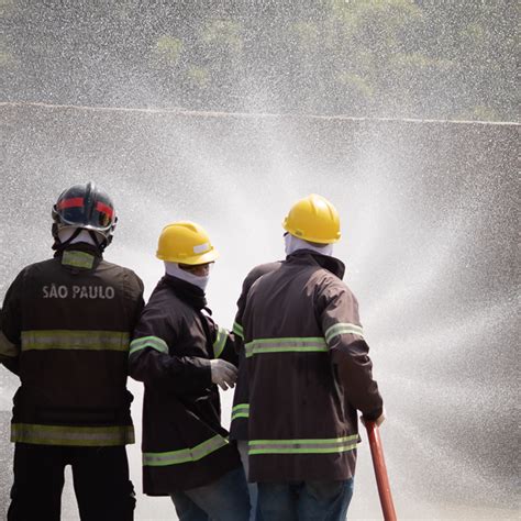 Brigada de Incêndio Básico Projeted