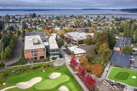 Everett Community College Replaces Parking Lots With Putting Greens