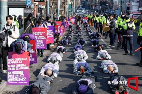 포토 간절한 마음을 담아 아시아경제