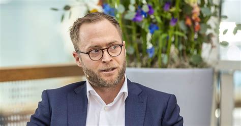 Médias Le Groupe Ch Media Va Supprimer 150 Emplois Blue News