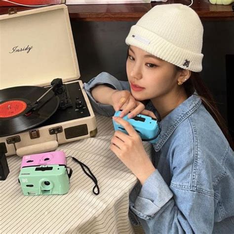 Yeji Selca Icon Kpop Itzy Pfp Kpop Kpopicons Itzy Kpop Icon
