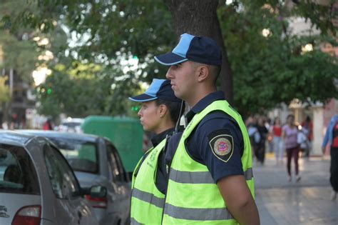 Policía De Córdoba On Twitter Ahora En Distintos Puntos De Bº