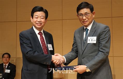 한장총 대표회장 정서영 목사 추대 기독신문