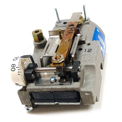 T 4003 203 Johnson Controls Thermostat Reverse Acting Submaster