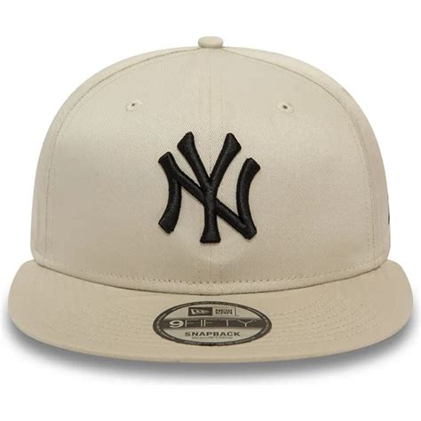 New Era Flat Brim Black Logo 9FIFTY League Essential New York Yankees