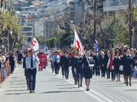 Η παρέλαση για την 25η Μαρτίου στα Χανιά Video Zarpanews Gr