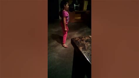 Cuando Tu Prima No Sabe Bailar Youtube