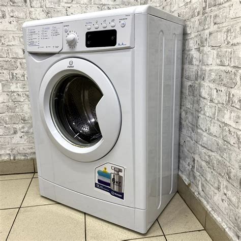 Indesit IWSE 6125 - Узкие стиральные машины