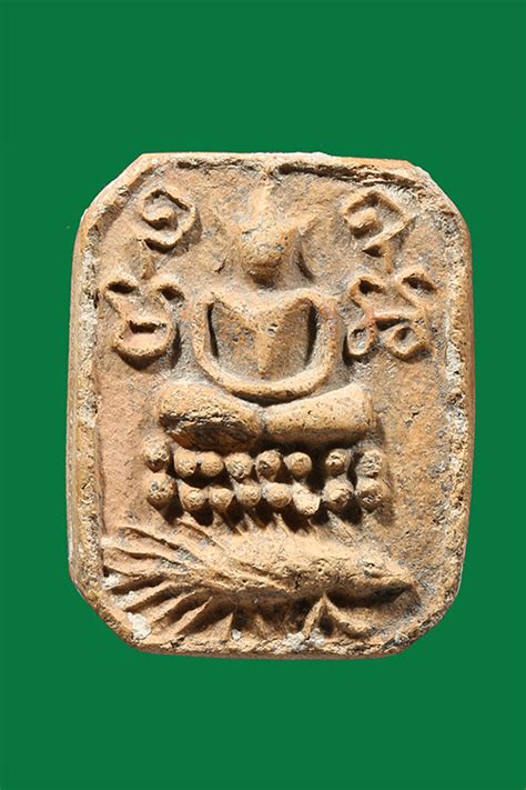 หลวงพ่อปาน พิมพ์ขี่เม่นบัวแปดจุด