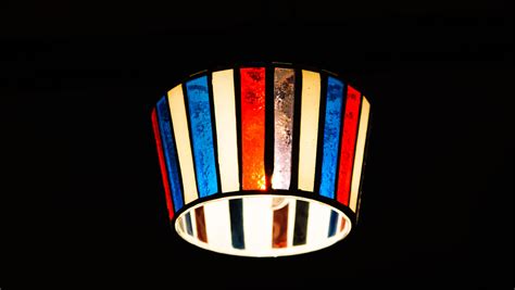 How To Change A Lamp Shade Fitting