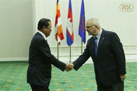 សម្តេច ហ៊ុន សែន ស្នើ ឲ្យ ក្រុមហ៊ុន អាមេរិក វិនិយោគ លើ វិស័យ កសិកម្ម