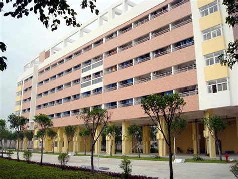 广州育才中学 广州育才中学校服图片 广州市豪贤中学 大山谷图库