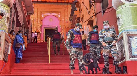 Sadhu Strangled To Death Inside Ayodhya Temple Oneindia News