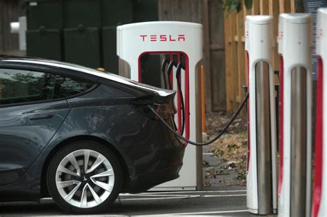 Thefts Of Charging Cables Pose Obstacle To Appeal Of Electric Vehicles