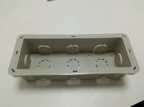 2m Plastic Moduler Electric Box White Modular At ₹ 25 Piece In Ahmedabad