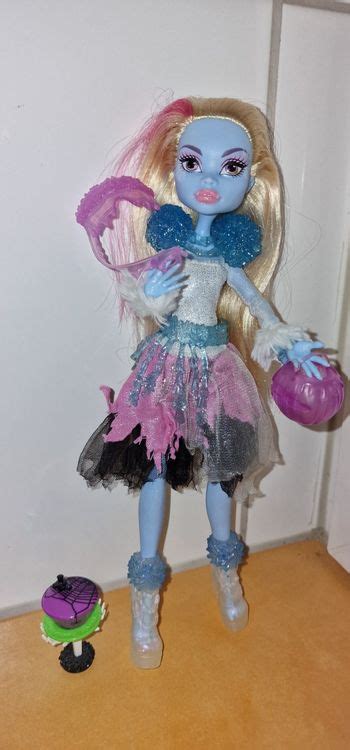 Monster High Ghouls Rule Abbey Bominable Gebraucht In Birsfelden Für