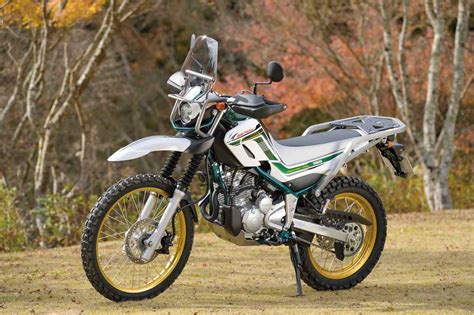 ヤマハセロー250 ファイナルエディションとツーリングセローを解説 各部の詳細と足つき性をチェック 1 2 webオートバイ