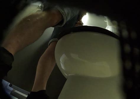 Understall Piss