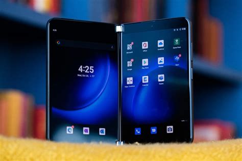 微軟據報放棄了雙螢幕的 Surface Duo 3改走折疊螢幕路線 Yahoo奇摩汽車機車