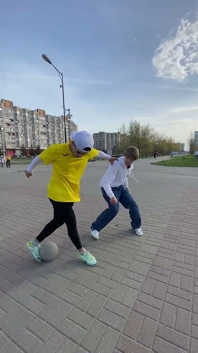 Играю с прохожими в панну лучшие моменты футбол Football Youtube