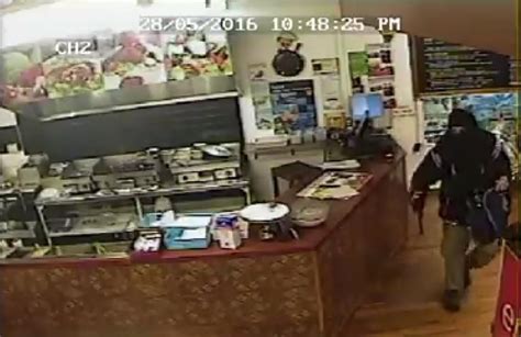 New Zealand Kebab Shop Owner Ignores Armed Robber