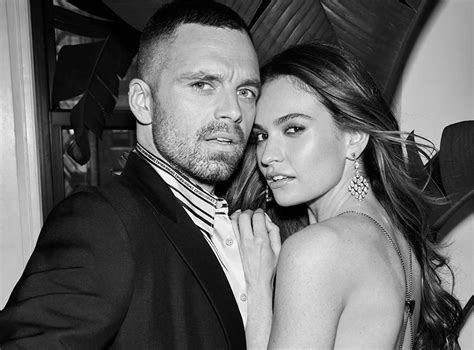 Sebastian Stan Fan News ‘pam And Tommy Stars Sebastian Stan Lily