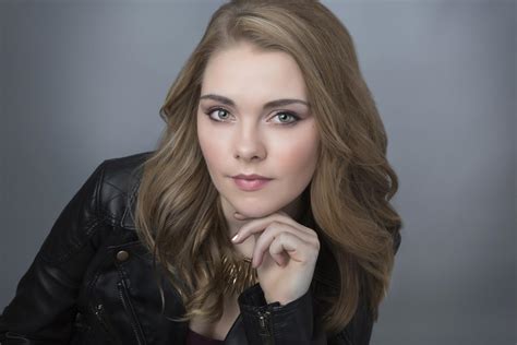 Joan E Sutton Profile The Portrait System