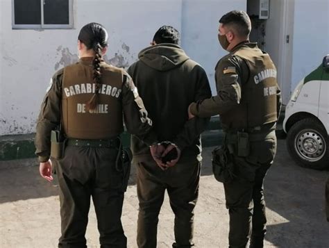 San Antonio Carabineros Detuvo A Prófugo De La Justicia Que Debía